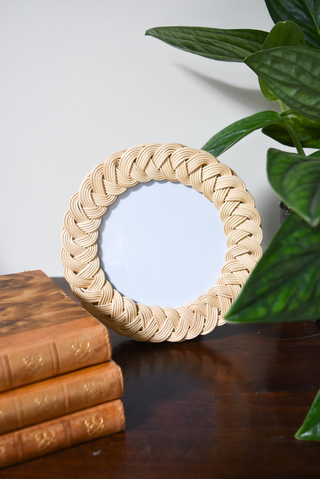5" Round Braided Picture Frame – DebbieMathews